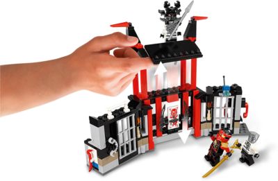 LEGO 70591 Ninjago: Kryptarium-Gefängnisausbruch, LEGO Ninjago | myToys